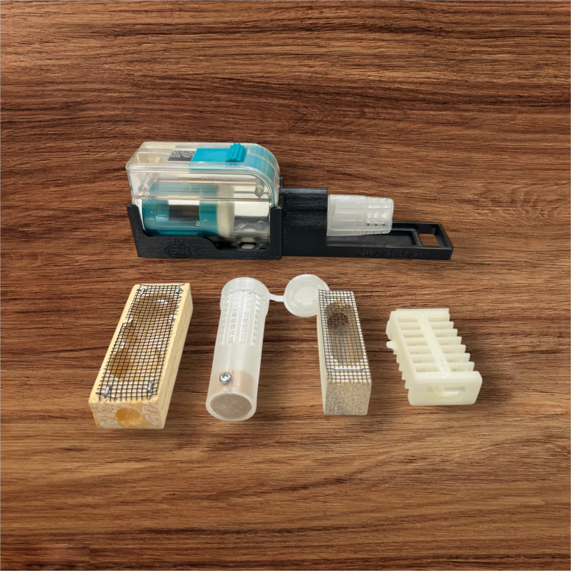 EZB Queen Pen — Dancing Bee Equipment USA