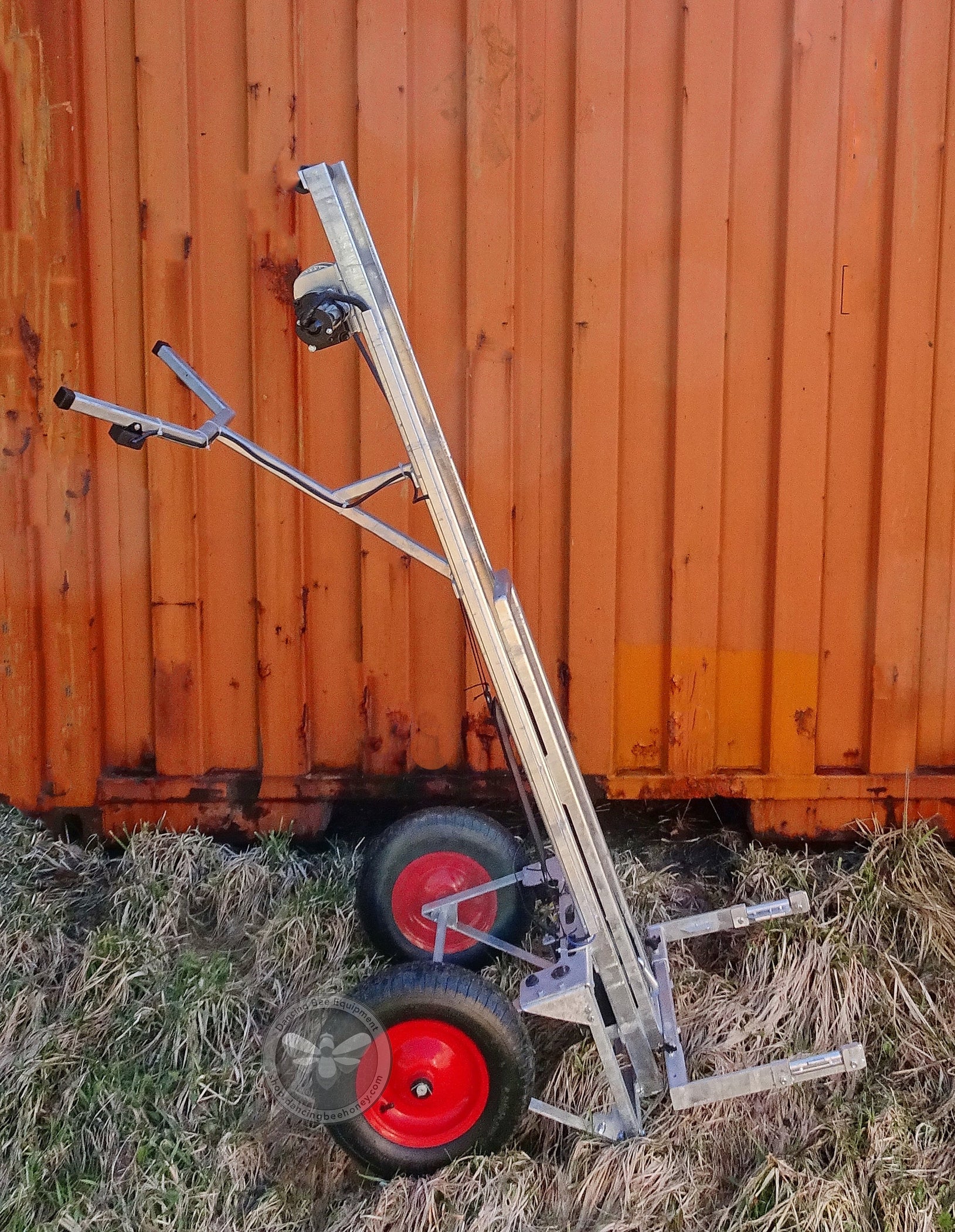 Solar Powered Honey Super Lift — Dancing Bee Equipment USA